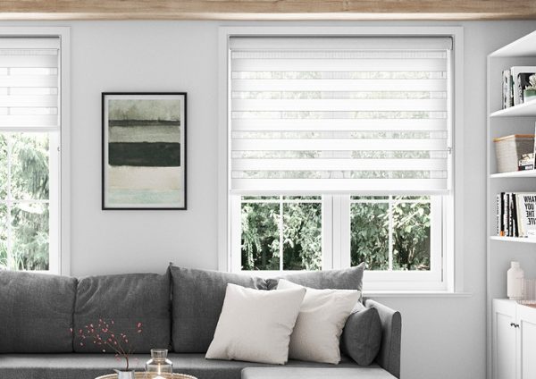 Window Blinds in Bangalore | Wooden & Roller Blinds -Desired Designs